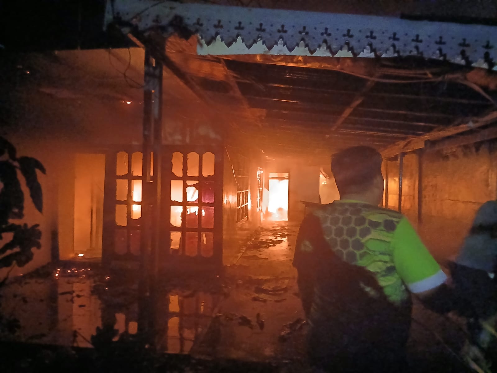 Rumah Warga di Kota Manna Terbakar, Diduga Karena Korsleting Listrik